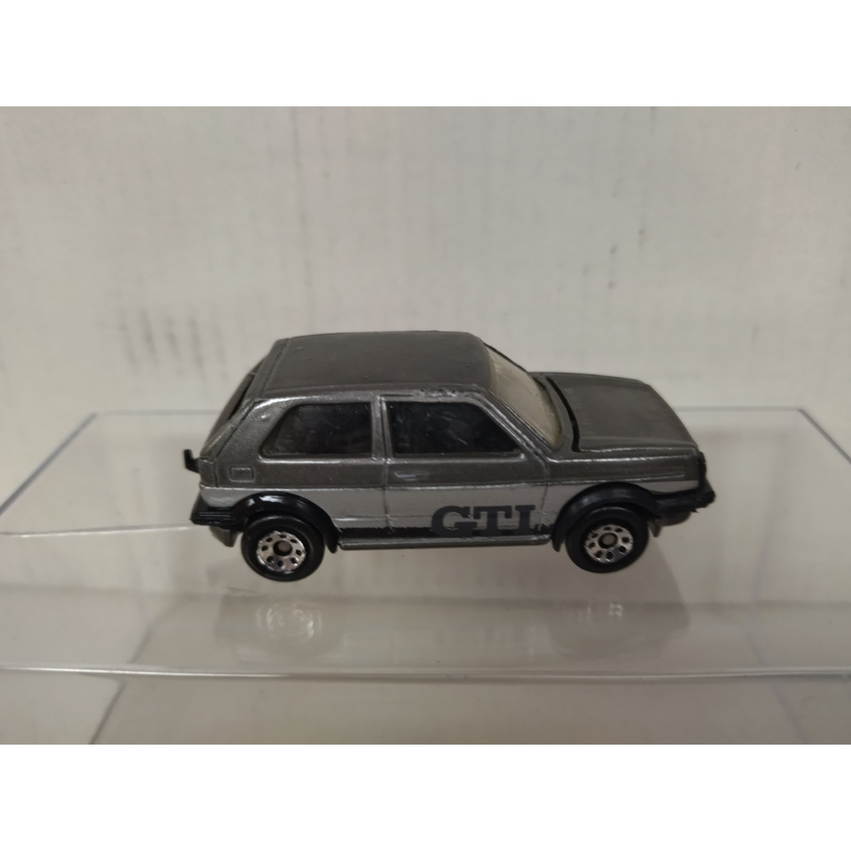 VOLKSWAGEN GOLF GTi GREY 1:58/apx 1:64 MATCHBOX NO BOX - BCN STOCK CARS