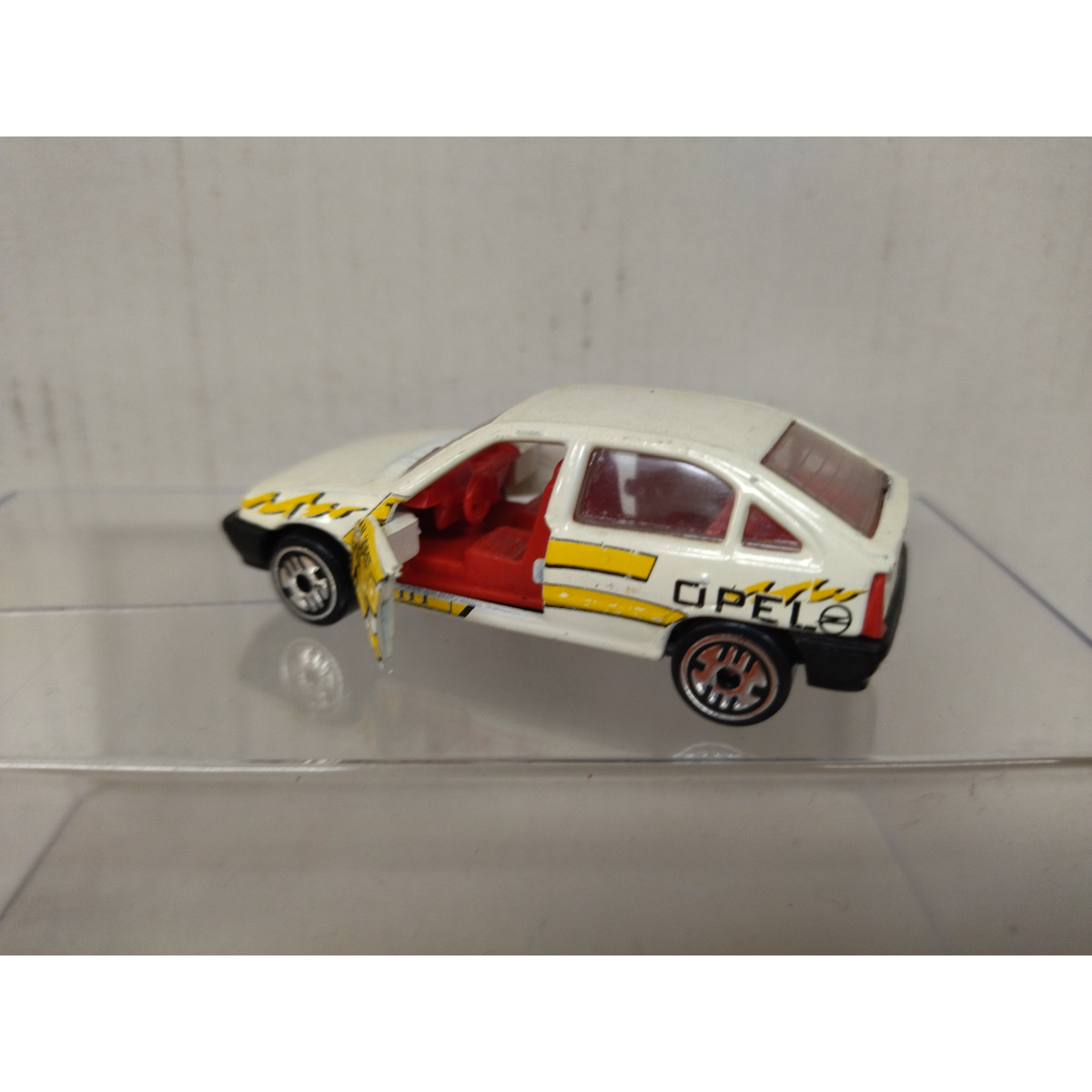 OPEL KADETT E TEAM JOEST DEKRA n10 apx 1:64 GUISVAL NO BOX - BCN STOCK CARS