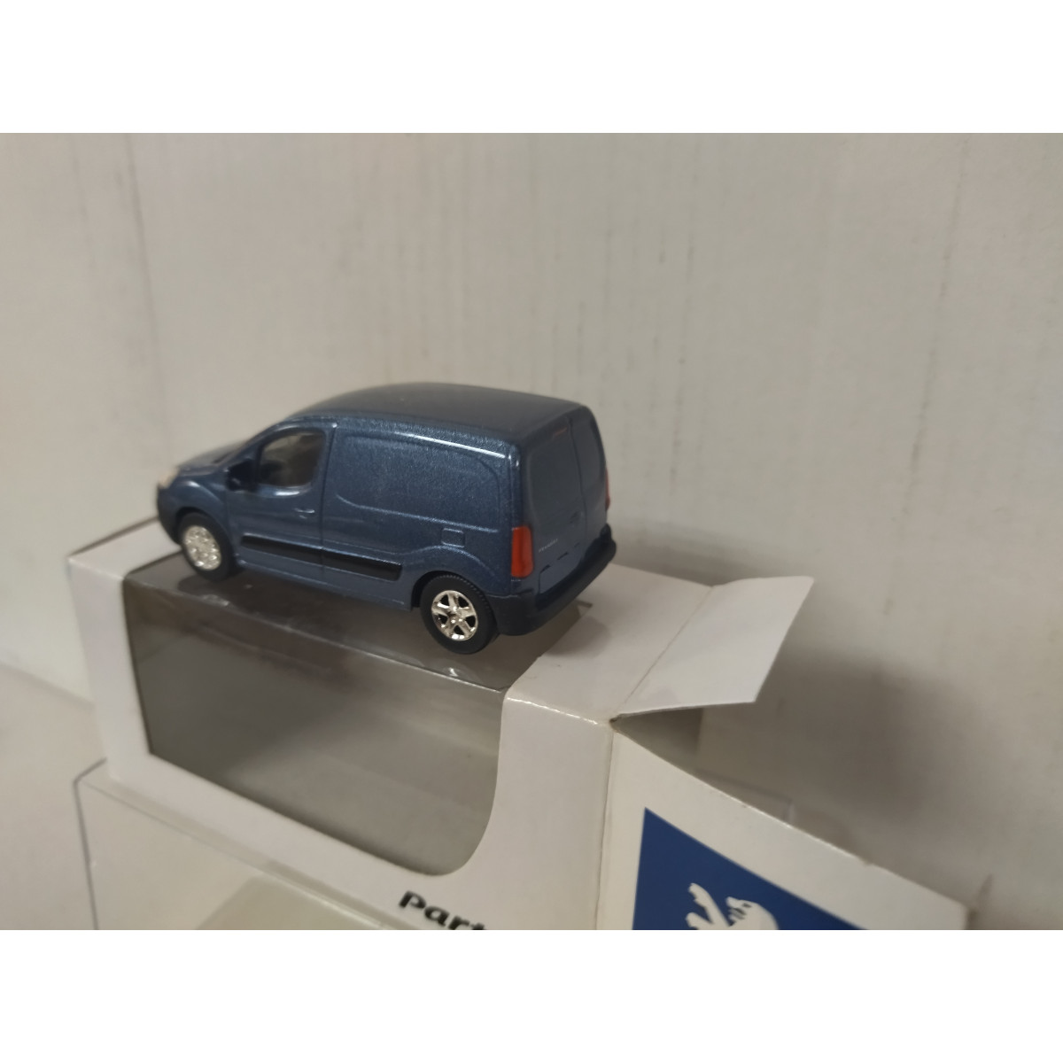 PEUGEOT PARTNER PANEL BLUE apx 1:64 NOREV 3 INCHES (7,5cm) - BCN STOCK CARS