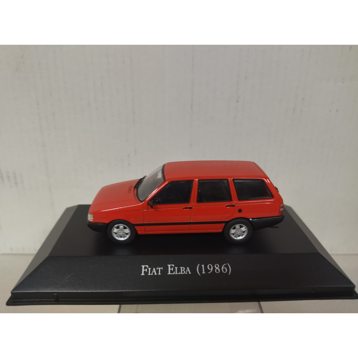 FIAT ELBA 1986 INESQUECIVEIS BRASIL 1:43 DeAGOSTINI IXO - BCN STOCK CARS