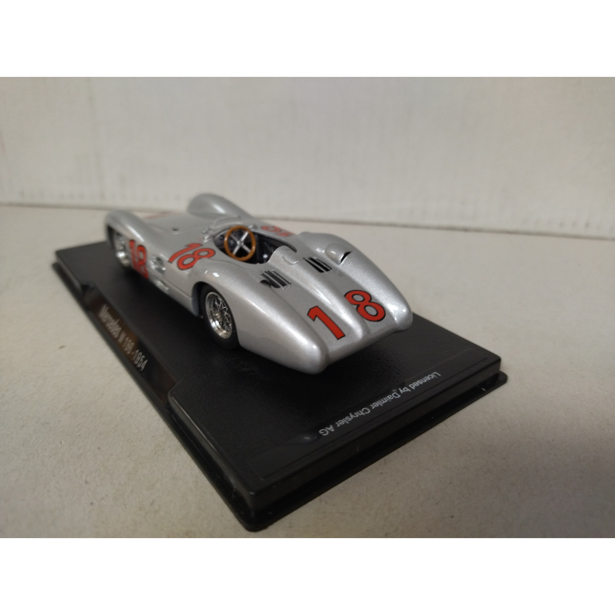 MERCEDES W196 1954 FORMULA F1 WIN J.M.FANGIO 1:43 RBA IXO - BCN STOCK CARS