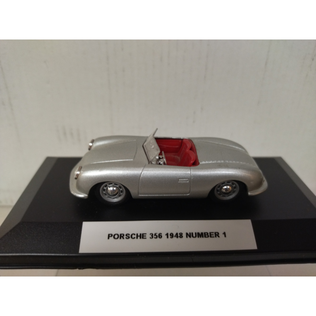 PORSCHE 356 1948 NUMBER 1 ROADSTER SILVER 1:43 HIGH SPEED - BCN STOCK CARS