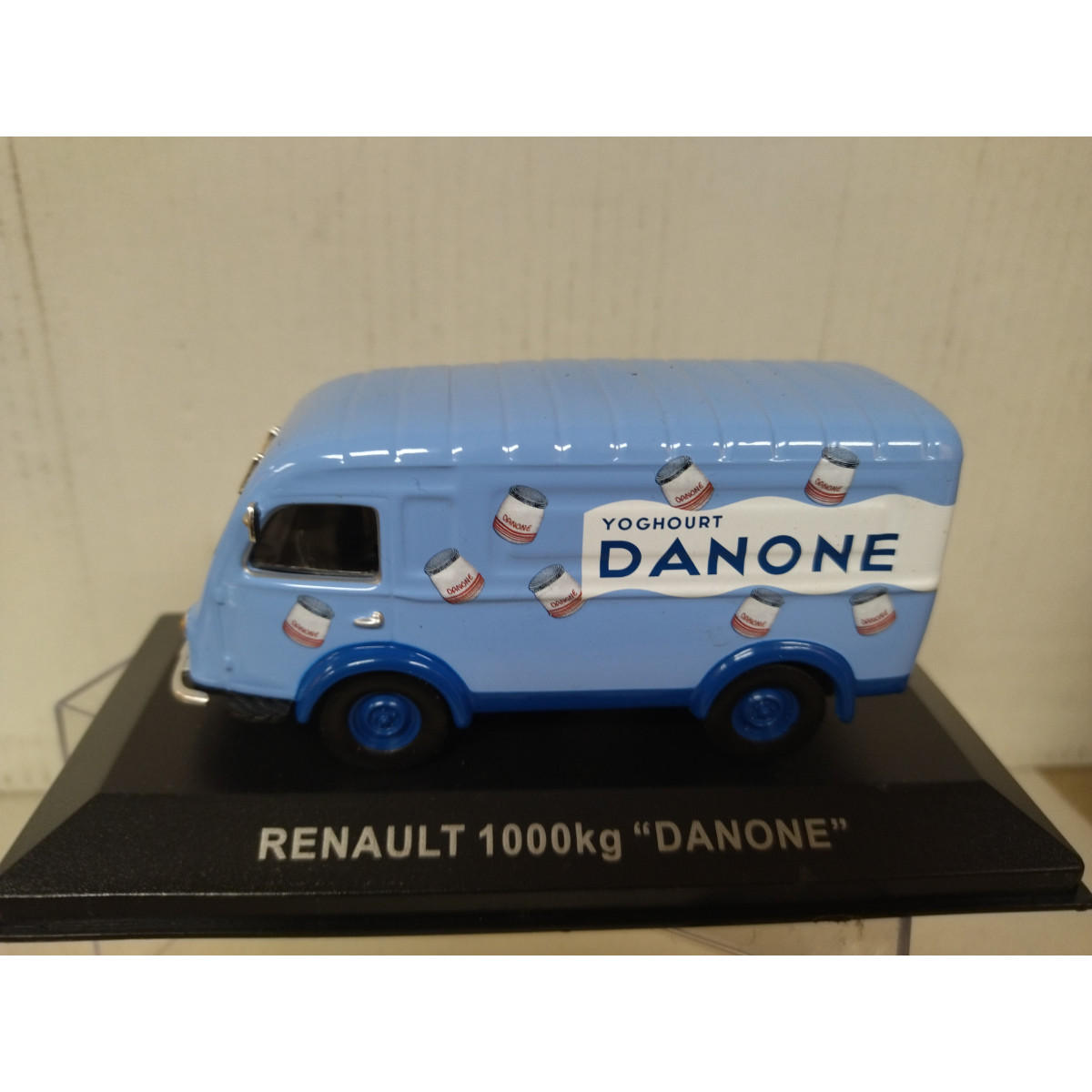 RENAULT 1000 KG DANONE CAMIONNNETTES D´ANTAN 1:43 ALTAYA IXO - BCN ...