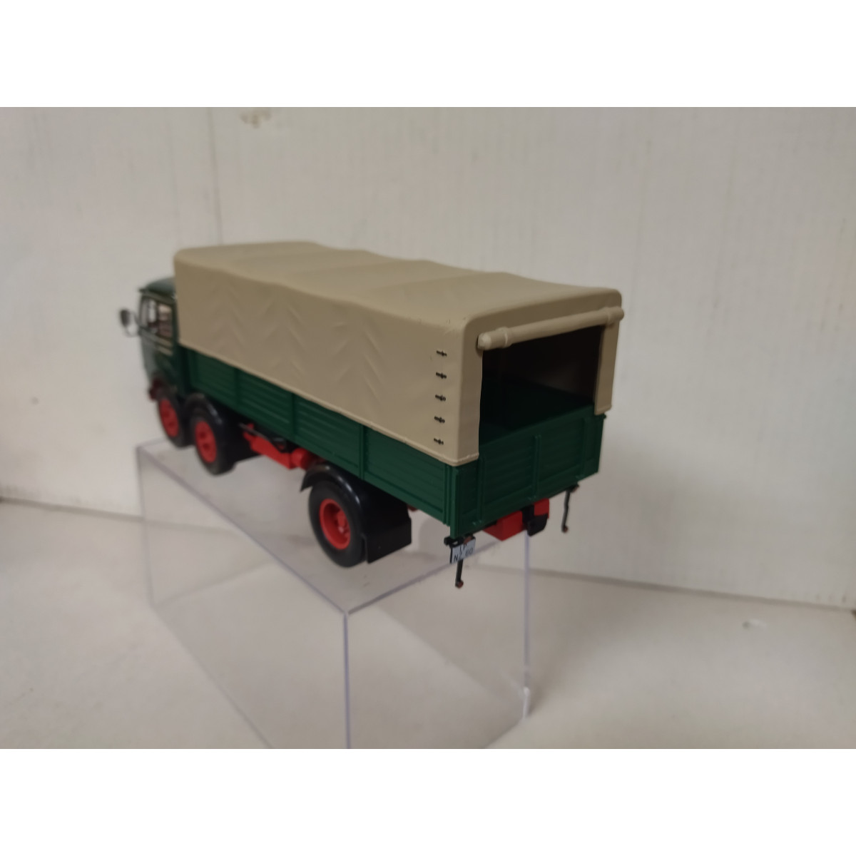 MERCEDES-BENZ LP333 GREEN 1:43 CAMION/TRUCK ALTAYA IXO - BCN STOCK CARS