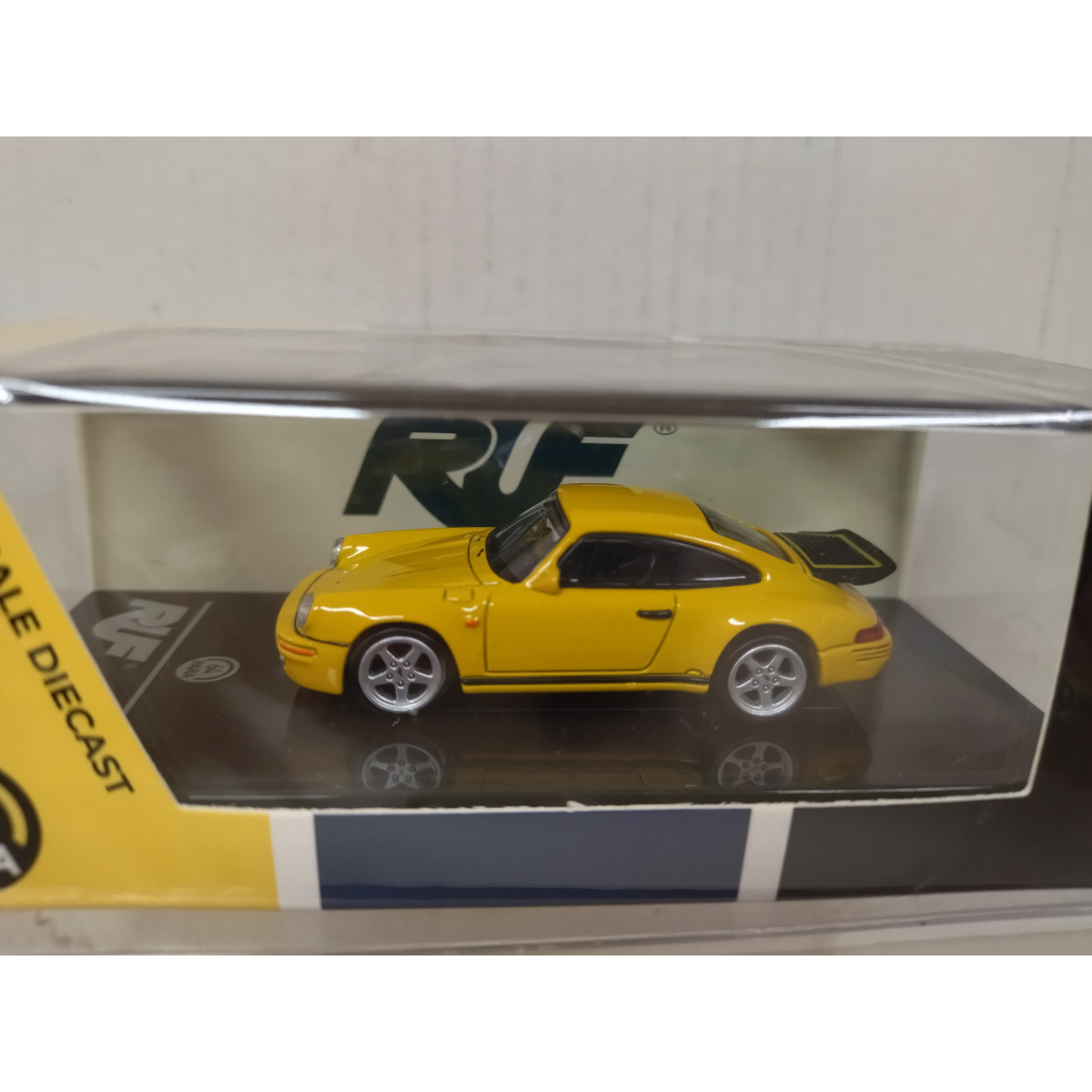 PORSCHE 911 1987 RUF CTR YELLOWBIRD BLOSSOM YELLOW LHD 1:64 PARA64 ...