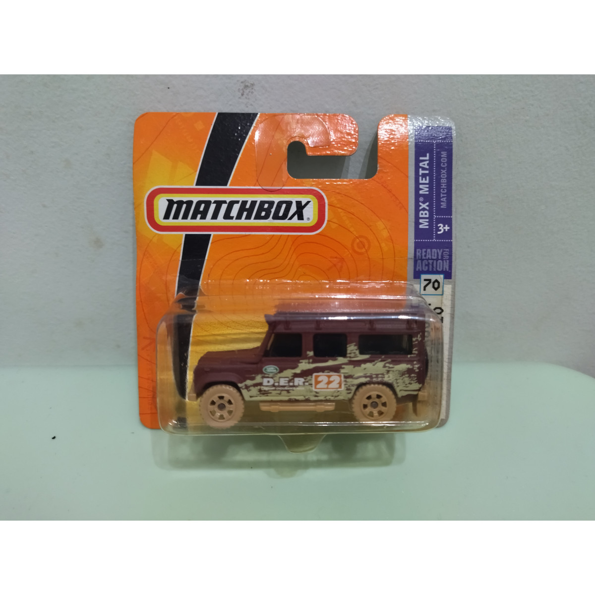 LAND ROVER DEFENDER 110 1997 DER MBX 70 1:64 MATCHBOX - BCN STOCK CARS