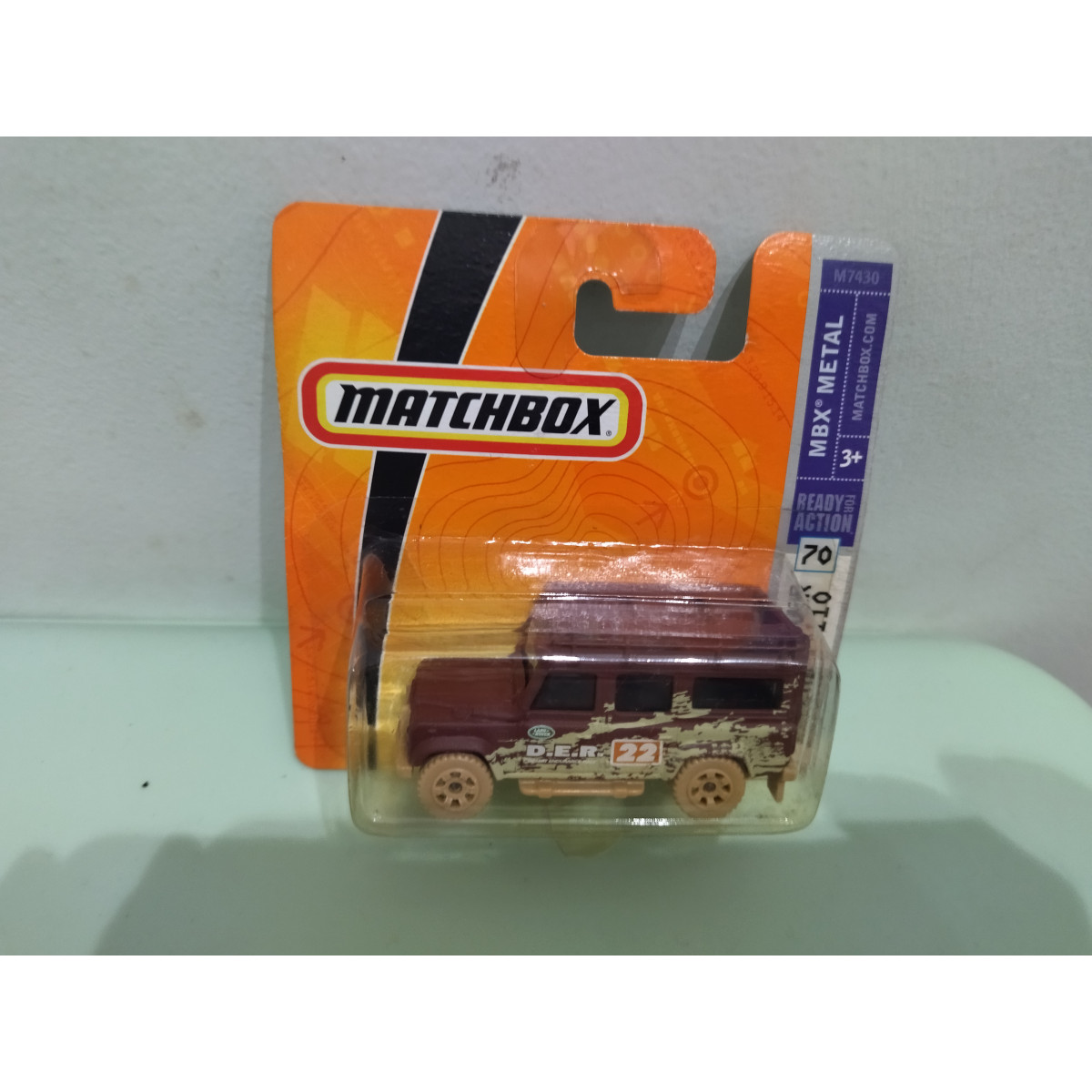 LAND ROVER DEFENDER 110 1997 DER MBX 70 1:64 MATCHBOX - BCN STOCK CARS