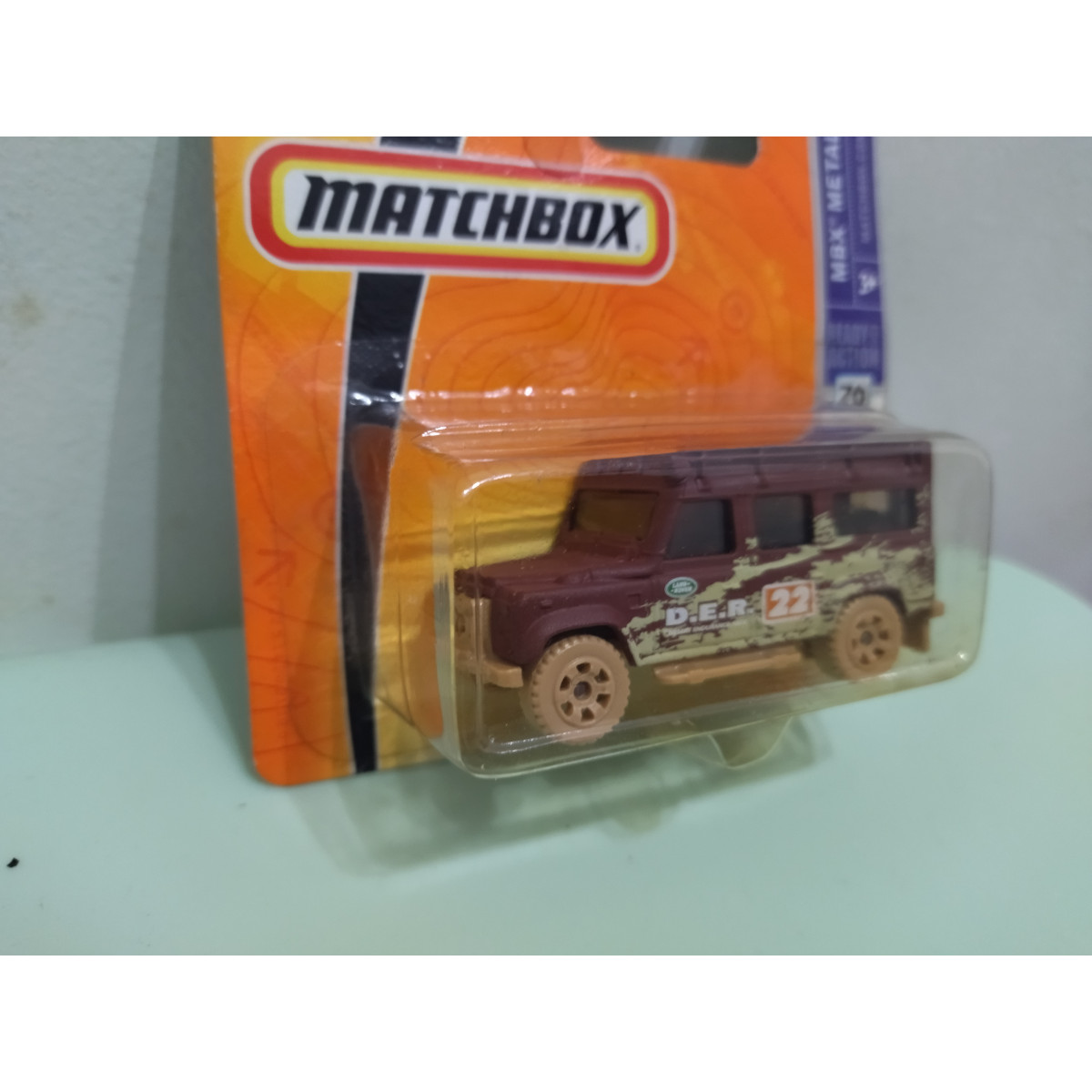 LAND ROVER DEFENDER 110 1997 DER MBX 70 1:64 MATCHBOX - BCN STOCK CARS