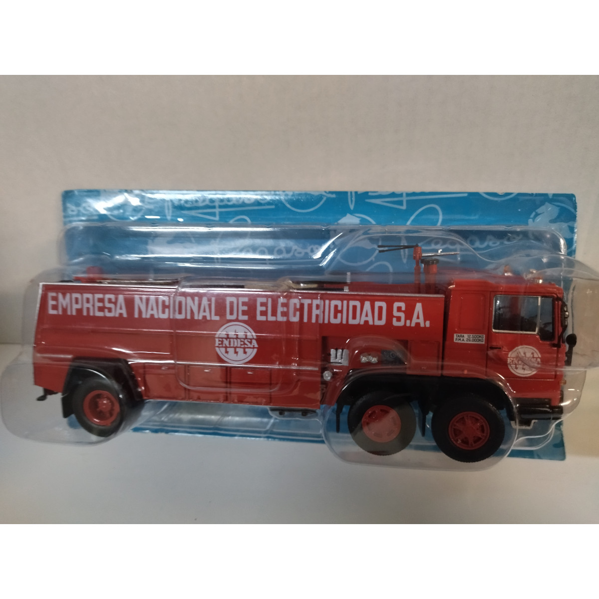 PEGASO 1183/70 1980 BOMBEROS ENDESA PEGASO CAMION/TRUCK 1:43 SALVAT IXO ...