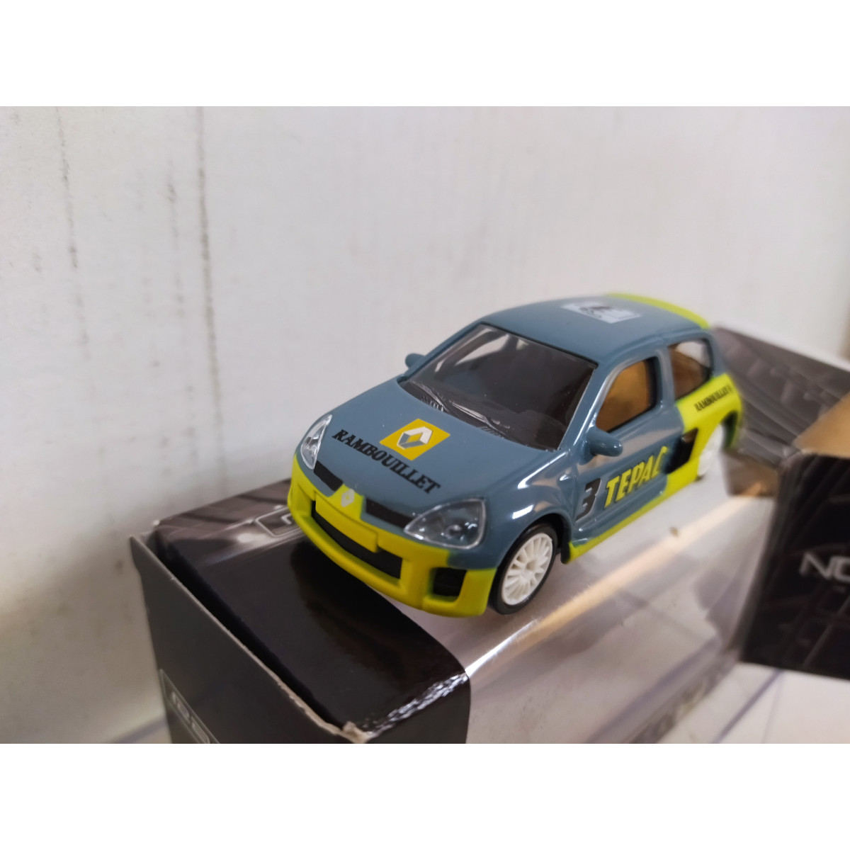 RENAULT CLIO 2003 V6 TEPAC BOX RACING apx 1:64 NOREV 3 INCHES (7,5cm ...