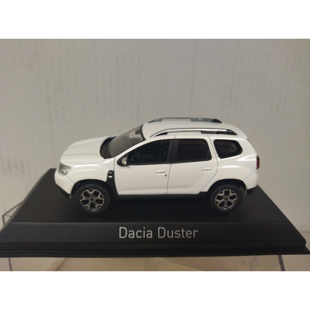DACIA DUSTER 2020 GLACIER WHITE 1:43 NOREV 509019 - BCN STOCK CARS