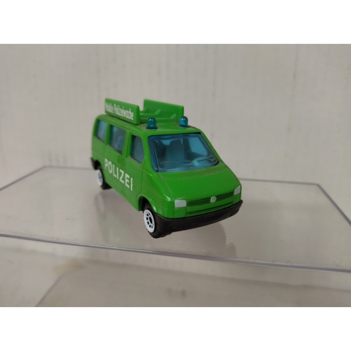 VOLKSWAGEN T4 TRANSPORTER MOBILE POLIZEIWACHE POLIZEI apx 1:64 SIKU 833 NO BOX - BCN STOCK CARS