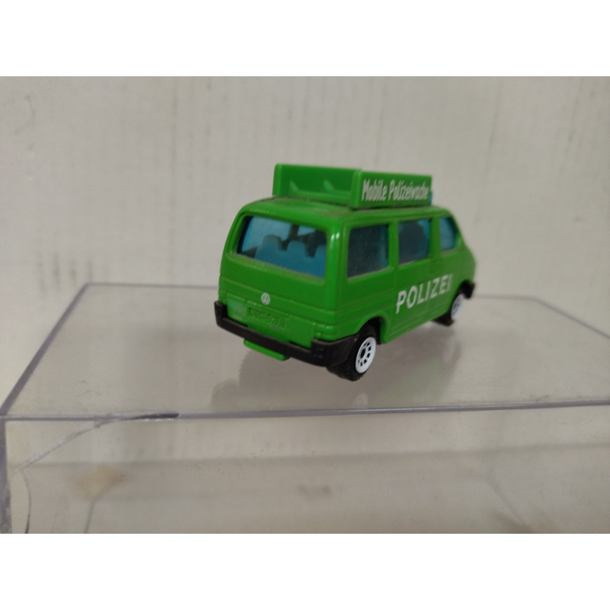 VOLKSWAGEN T4 TRANSPORTER MOBILE POLIZEIWACHE POLIZEI apx 1:64 SIKU 833 NO BOX - BCN STOCK CARS