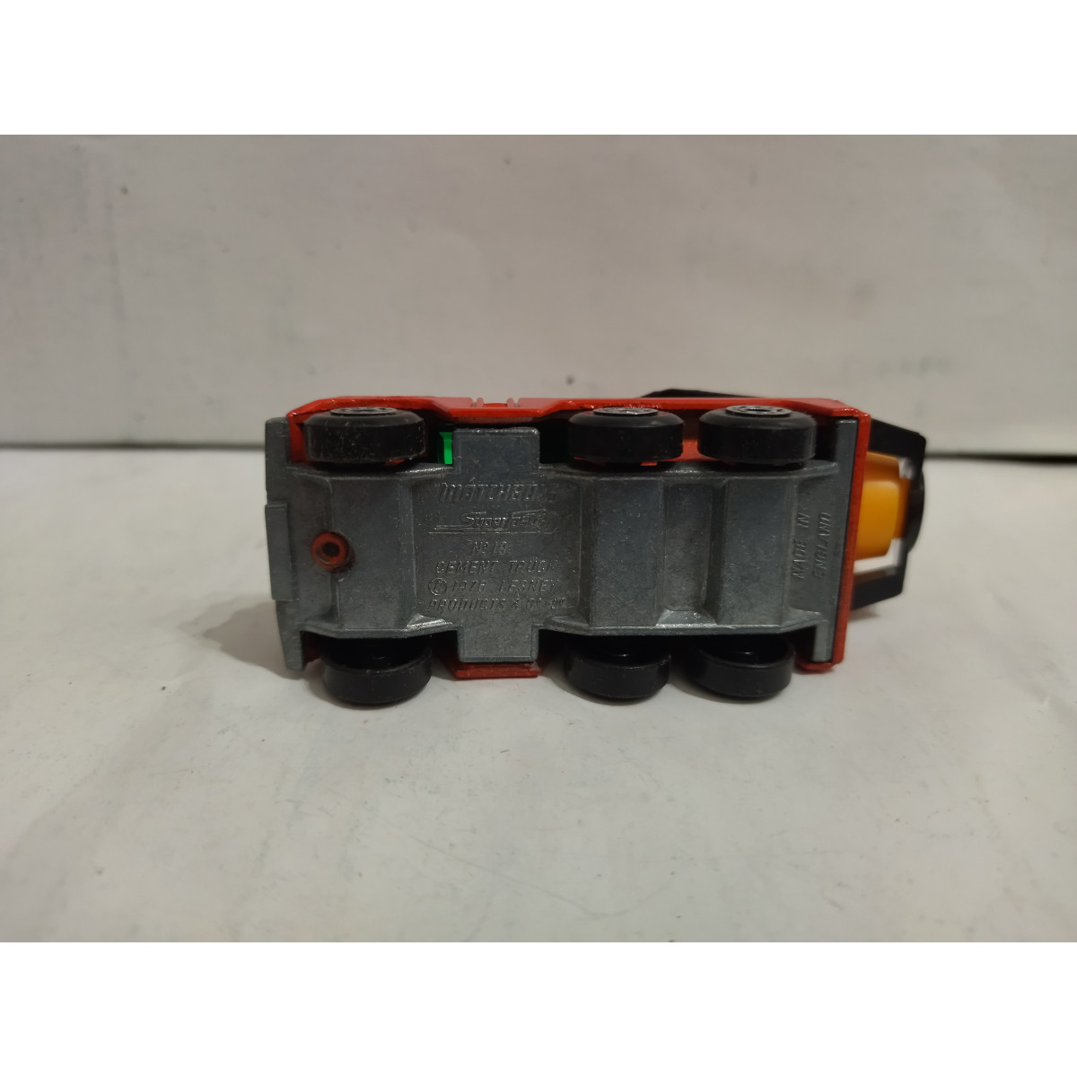 CEMENT TRUCK MB19 SUPERFAST 1:75/apx 1:64 MATCHBOX W/BOX - BCN STOCK CARS