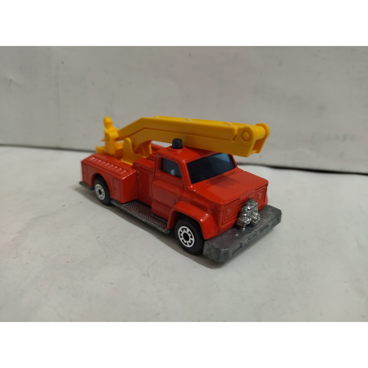 SNORKEL FIRE ENGINE MB13 SUPERFAST 1:83/apx 1:64 MATCHBOX W/BOX - BCN ...