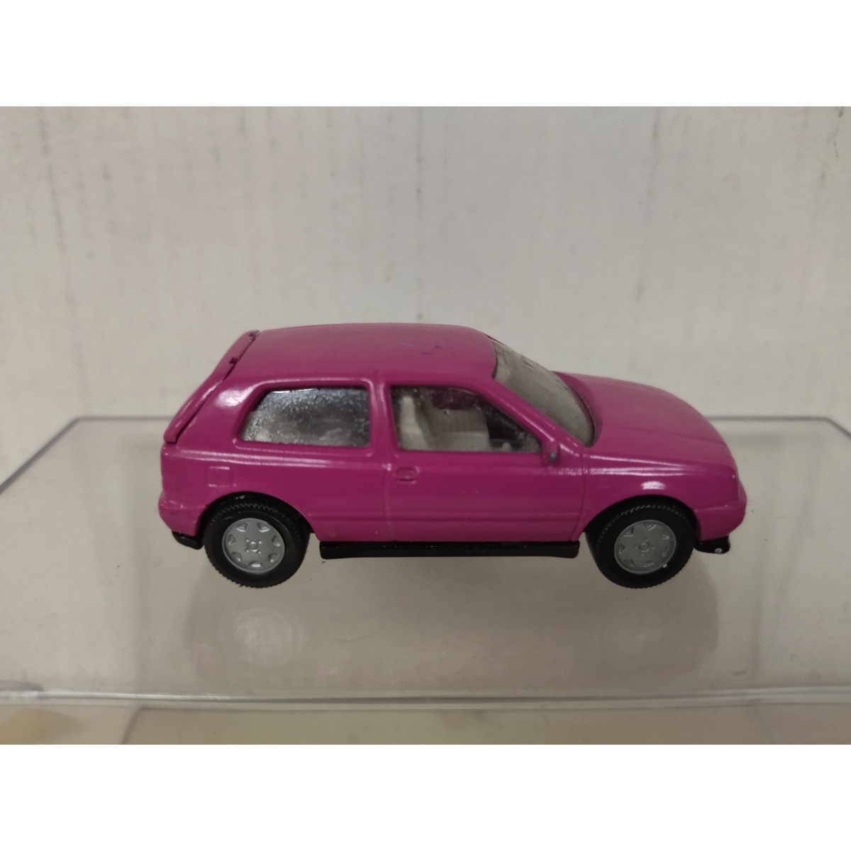 VOLKSWAGEN GOLF 3 PURPLE 1:55/apx 1:64 SIKU 1010 NO BOX - BCN STOCK CARS