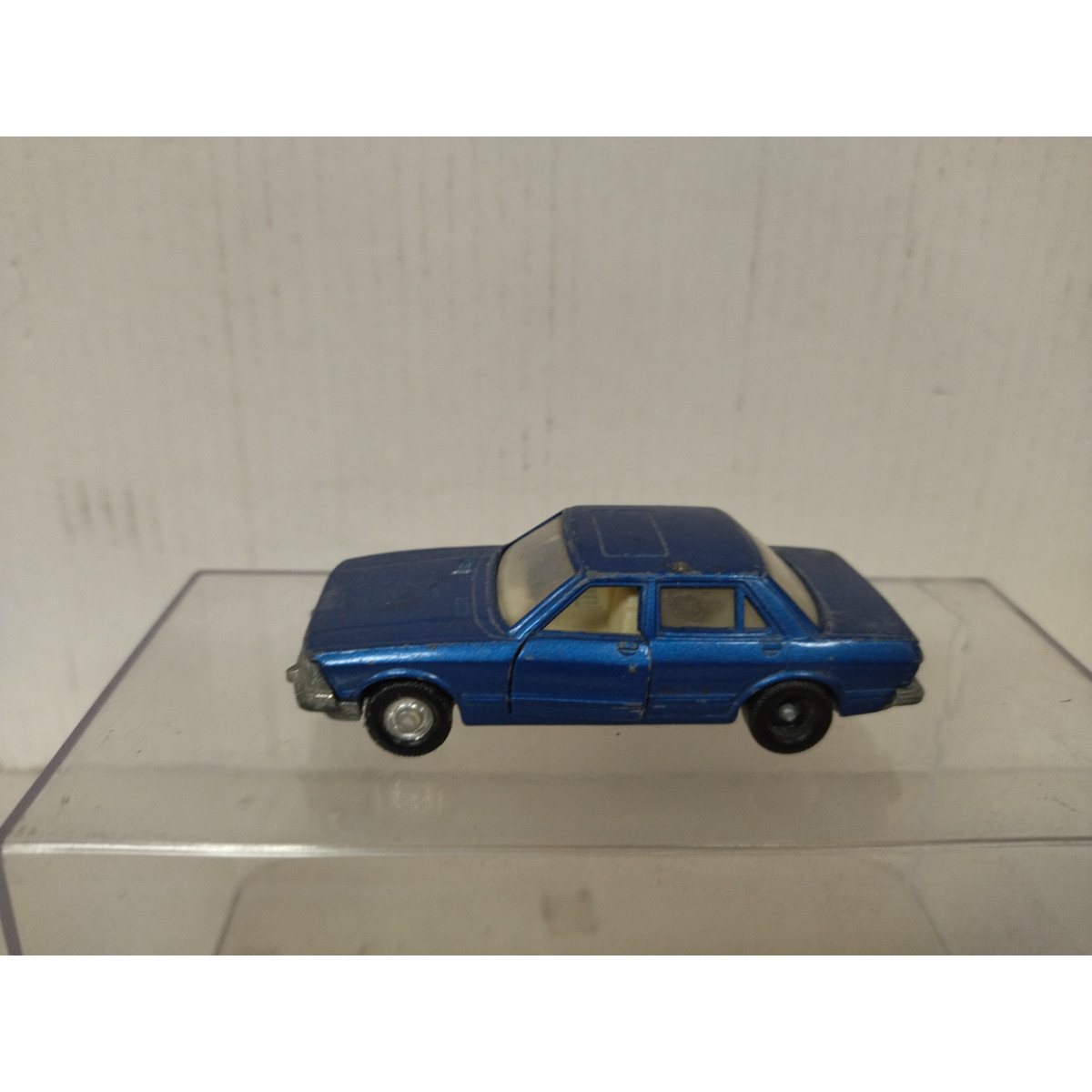 FORD GRANADA BLUE apx 1:64 MIRA 175 VINTAGE NO BOX - BCN STOCK CARS