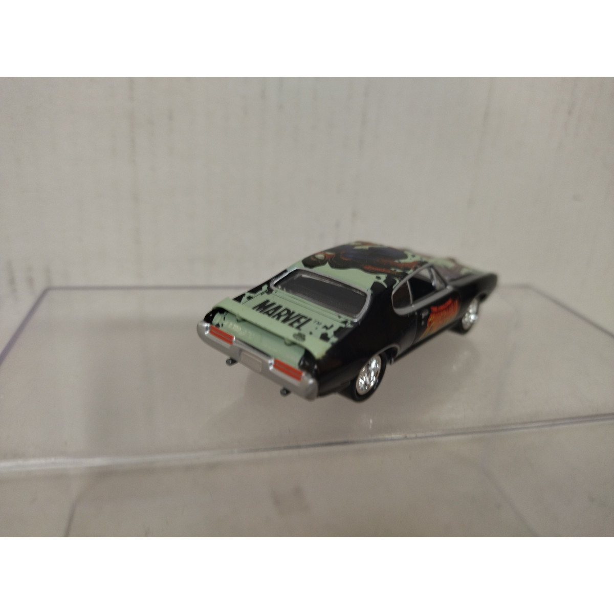 PONTIAC GTO 1969 SPIDER-MAN 1:64 JOHNNY LIGHTNING NO BOX - BCN STOCK CARS