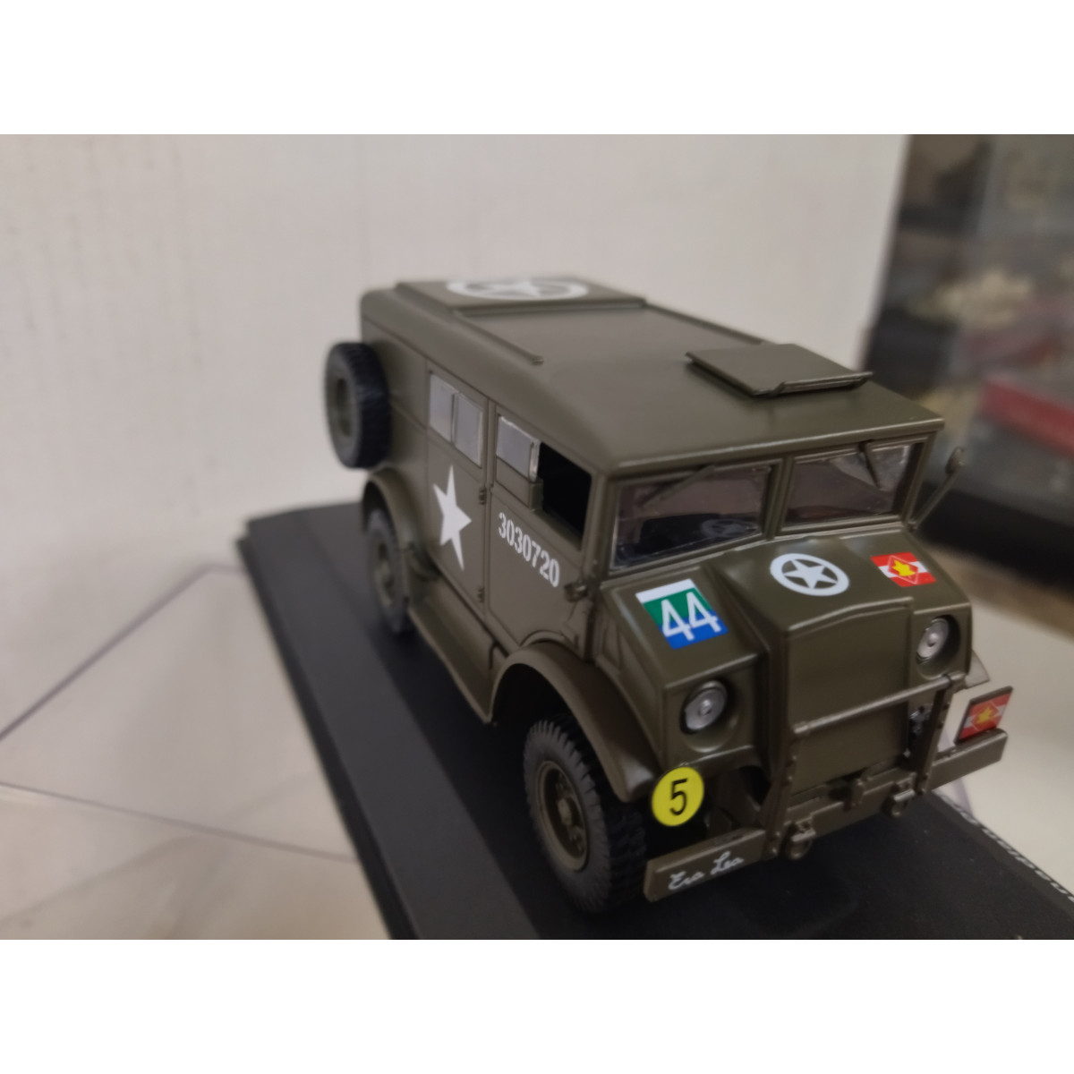 CHEVROLET C8A HUW 1945 ROYAL CANADIAN DRAGOONS WW 2 1:43 ALTAYA IXO ...