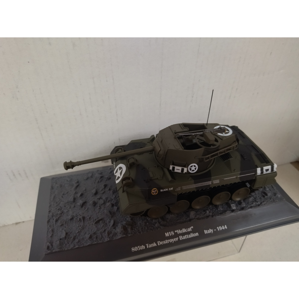 M18 HELLCAT 1944 805th TANK DESTROTER BAT US ARMY TANKS WW 2 1:43 ...