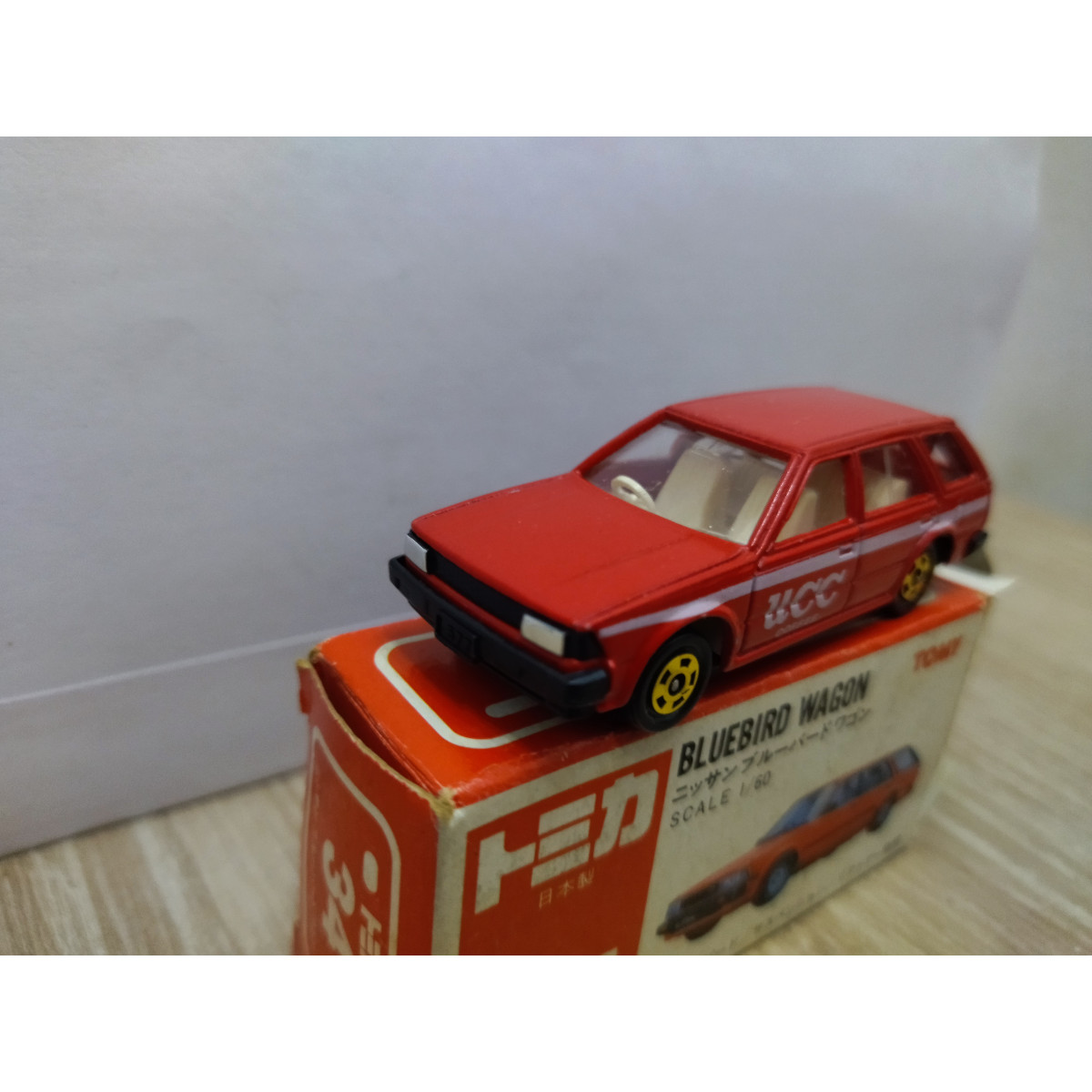 NISSAN BLUEBIRD WAGON 1:60/apx 1:64 TOMICA 34 VINTAGE - BCN STOCK CARS