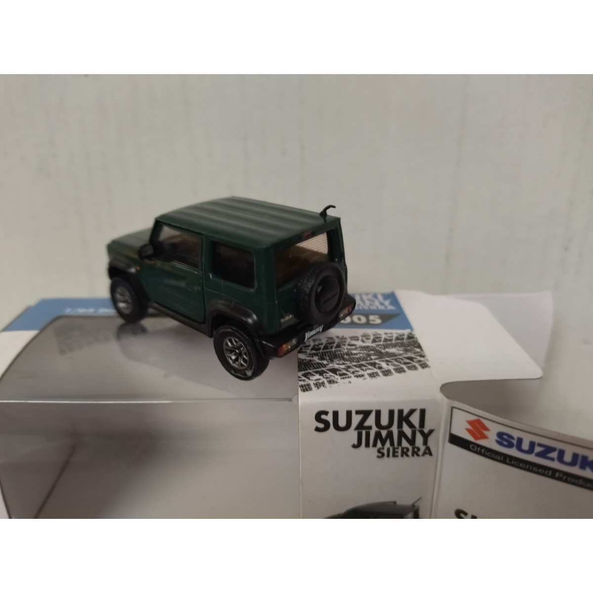 SUZUKI JIMNY/SIERRA JB74 JUNGLE GREEN RHD 1:64 BM CREATIONS 05 - BCN ...