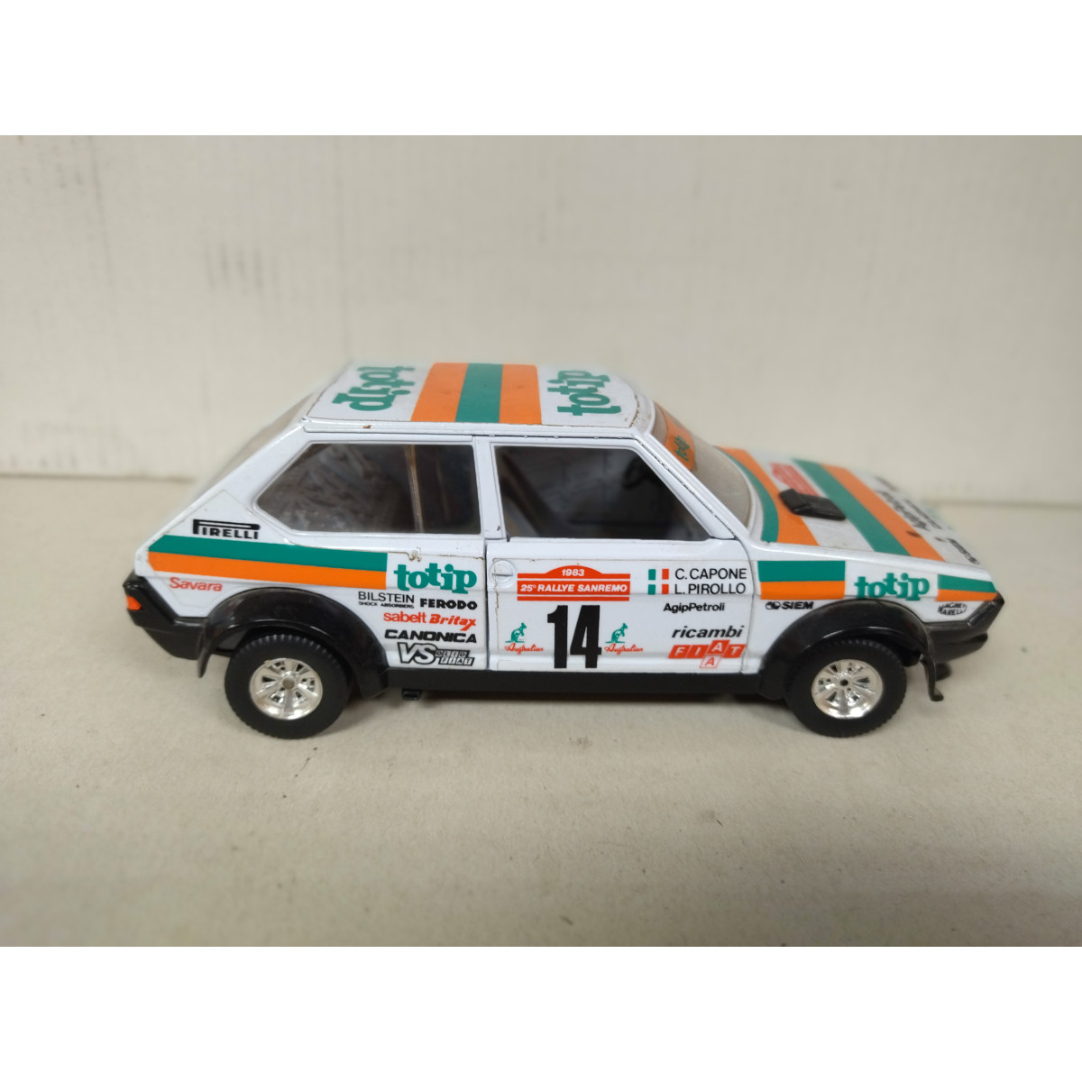FIAT RITMO ABARTH 1982 RALLY SANREMO 1:24 BBURAGO NO BOX - BCN STOCK CARS