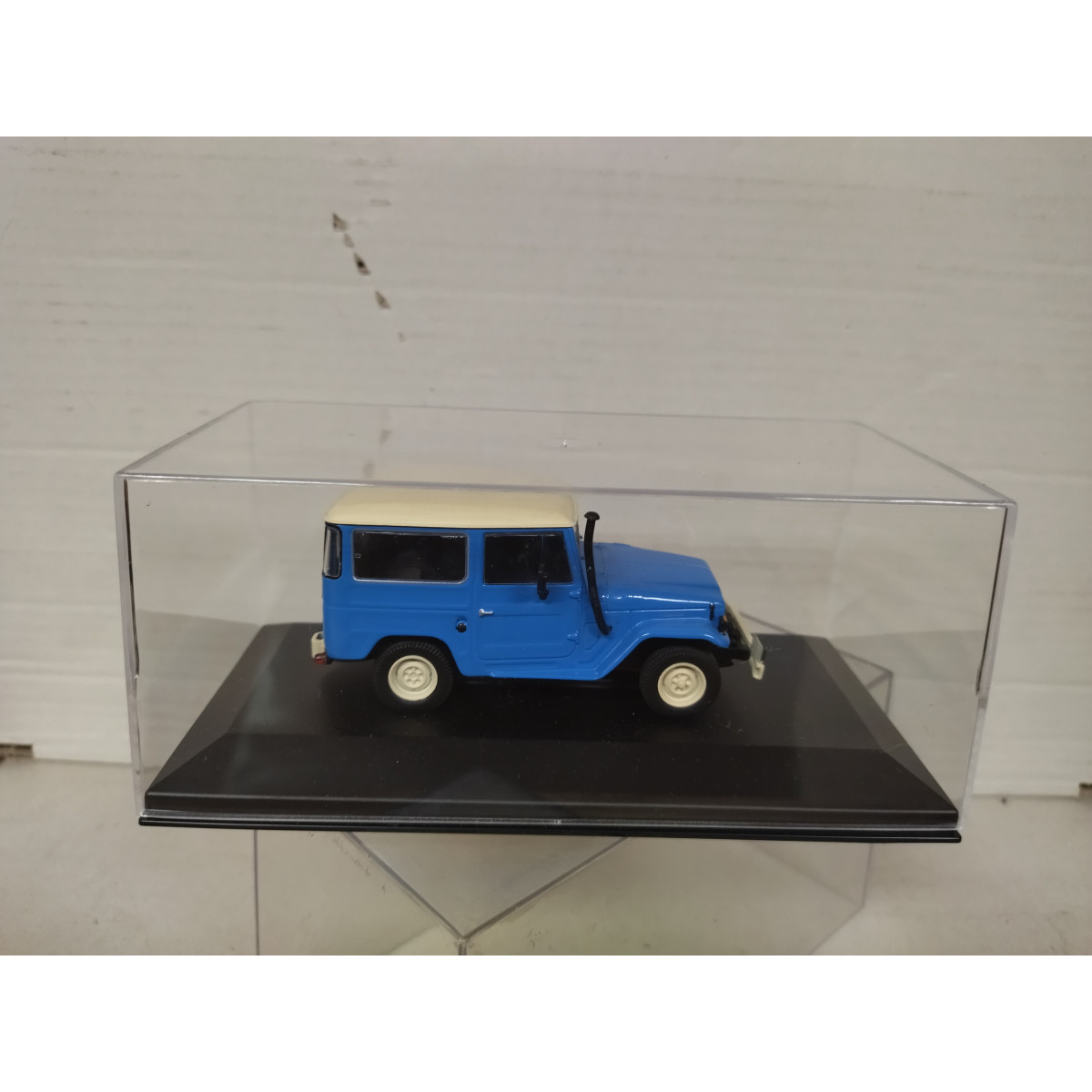 TOYOTA LAND CRUISER FJ-40 1975 COLOMBIA 1:43 LUPPA IXO CAJA NO ORIGINAL ...