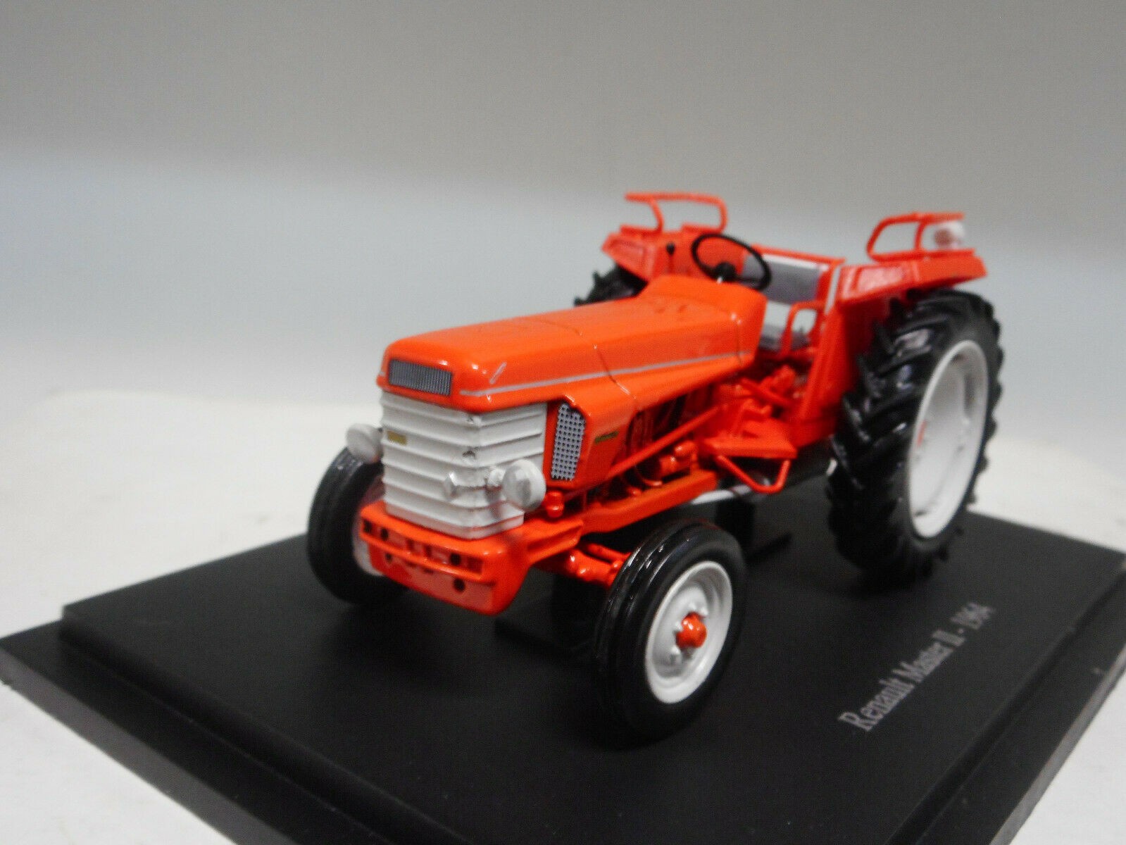 FARMER TRACTOR RENAULT ESCOGER/CHOOSE/CHOISIR MODEL 1:43 HACHETTE UH | eBay