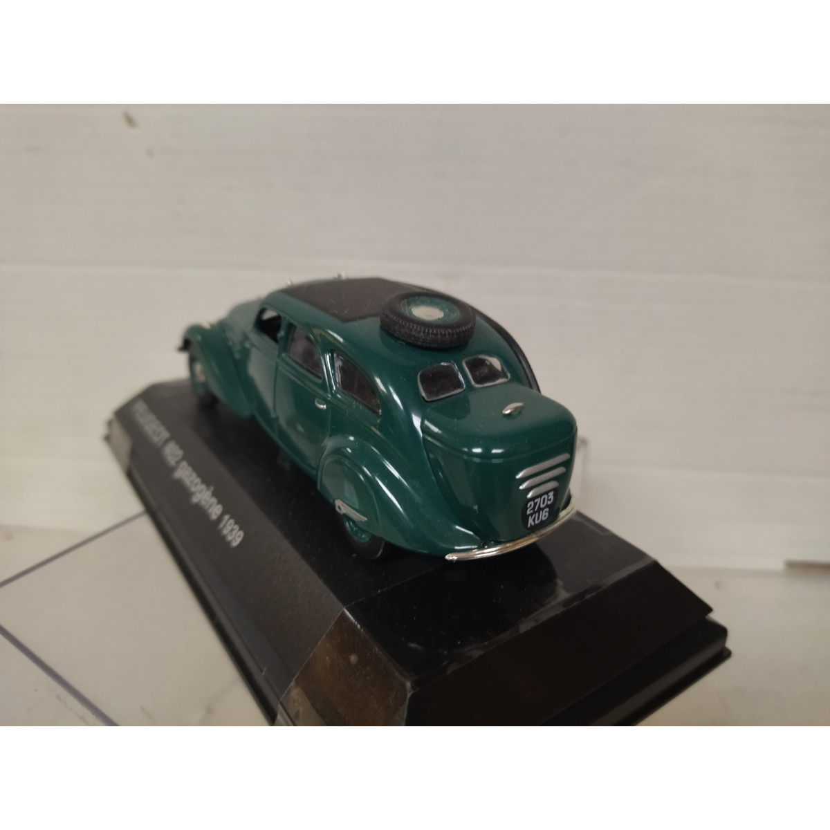 PEUGEOT 402 1939 GAZOGENE LES PEUGEOT 1:43 NOREV HACHETTE CAJA NO ...