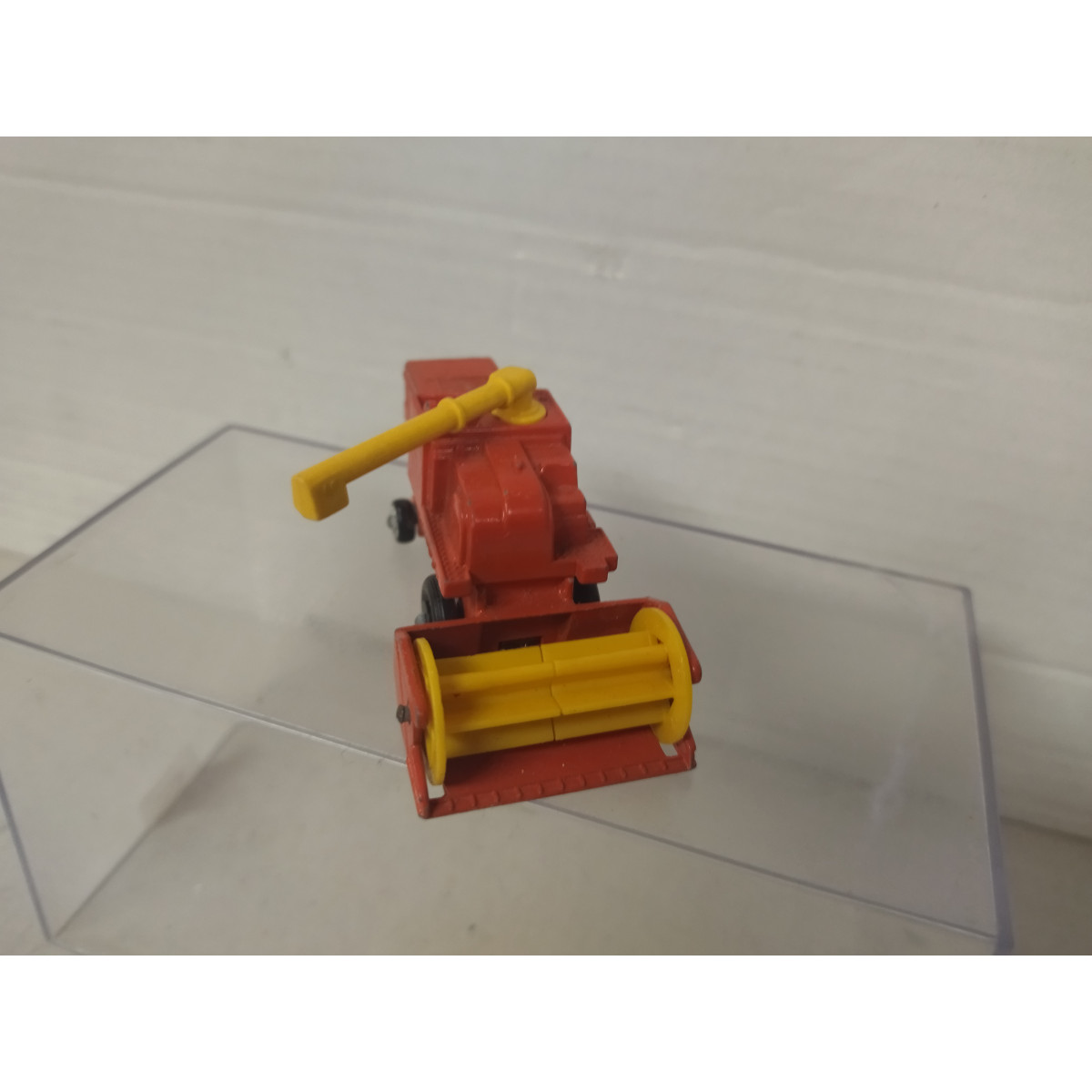 CLASS COMBINE HARVESTER SUPERFAST 65 1:106/apx 1:64 MATCHBOX NO BOX ...