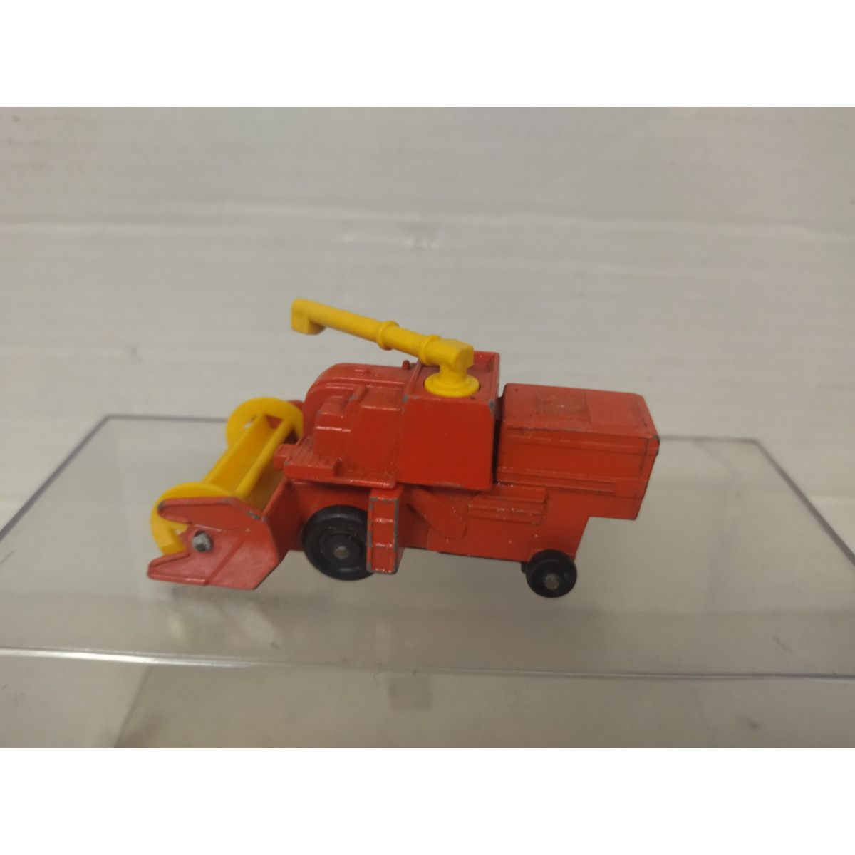 CLASS COMBINE HARVESTER SUPERFAST 65 1:106/apx 1:64 MATCHBOX NO BOX ...