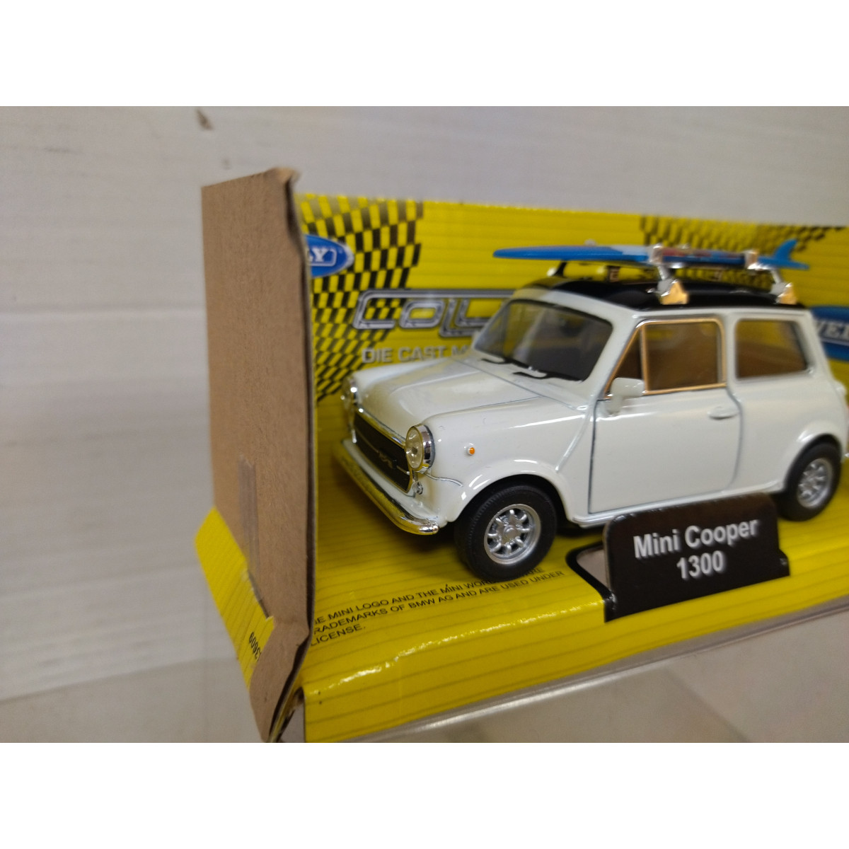 MINI COOPER 1300 SURF PULLBACK/OPEN DOORS WELLY 9cm L - BCN STOCK CARS