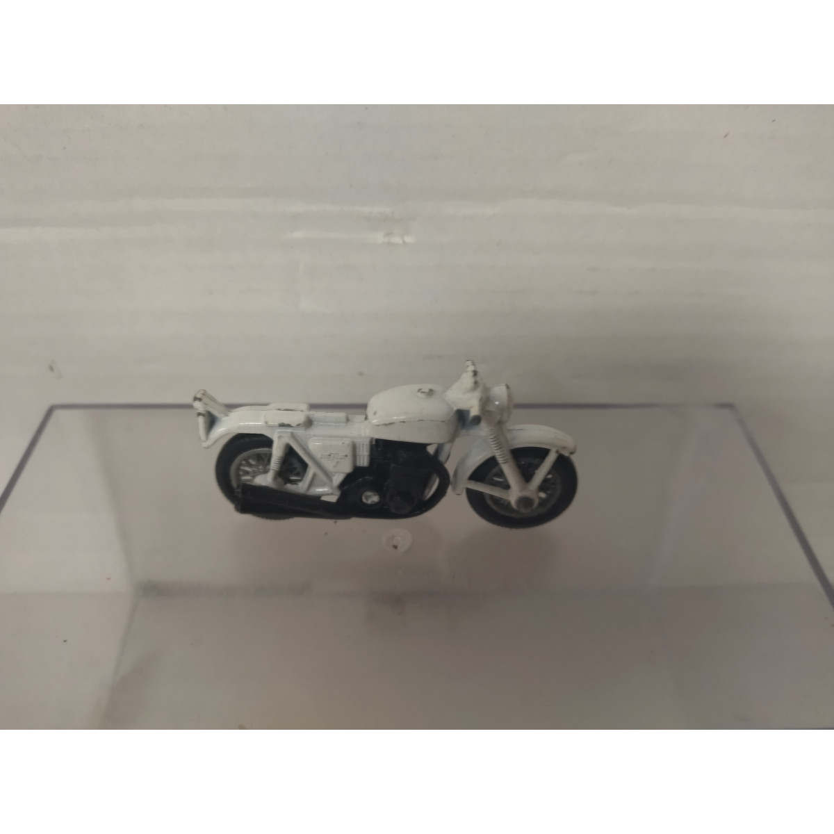 HONDA 750 POLICE BIKE SUPERFAST 33 1:35/ apx 1:64 MATCHBOX NO BOX - BCN ...