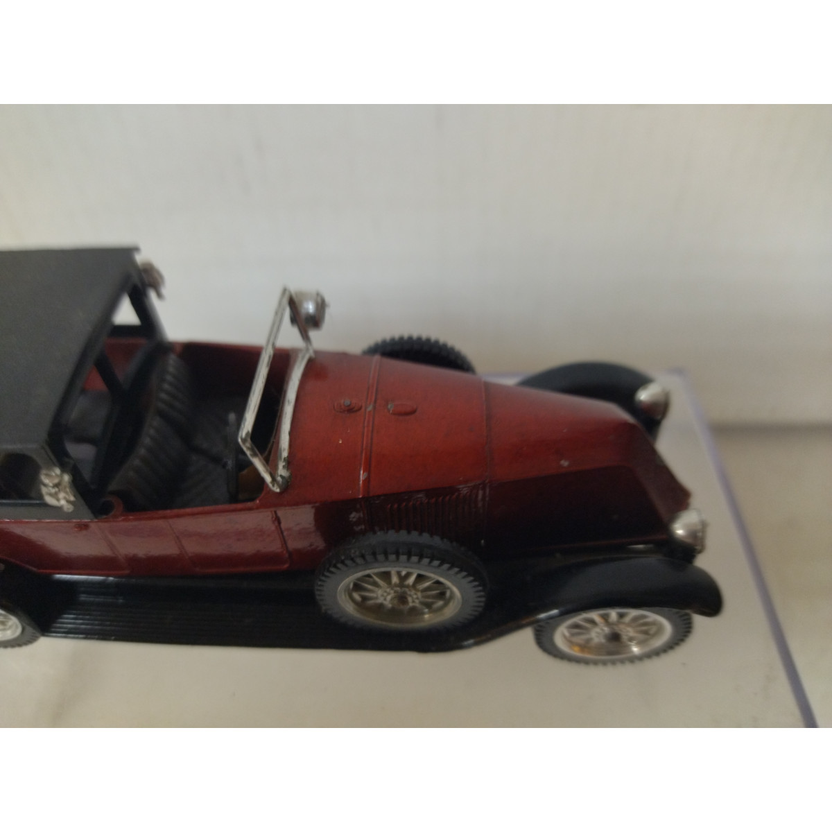 RENAULT 40CV 1926 RED & BLACK 1:43 SOLIDO NO BOX - BCN STOCK CARS