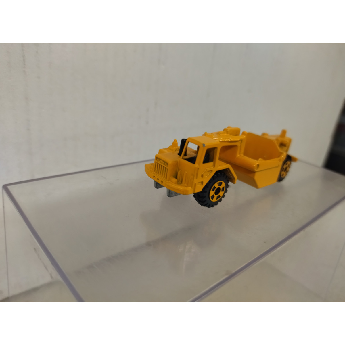 KOMATSU MOTOR SCRAPPER 1:165/apx 1:64 TOMICA 32 VINTAGE BOX BROKEN ...