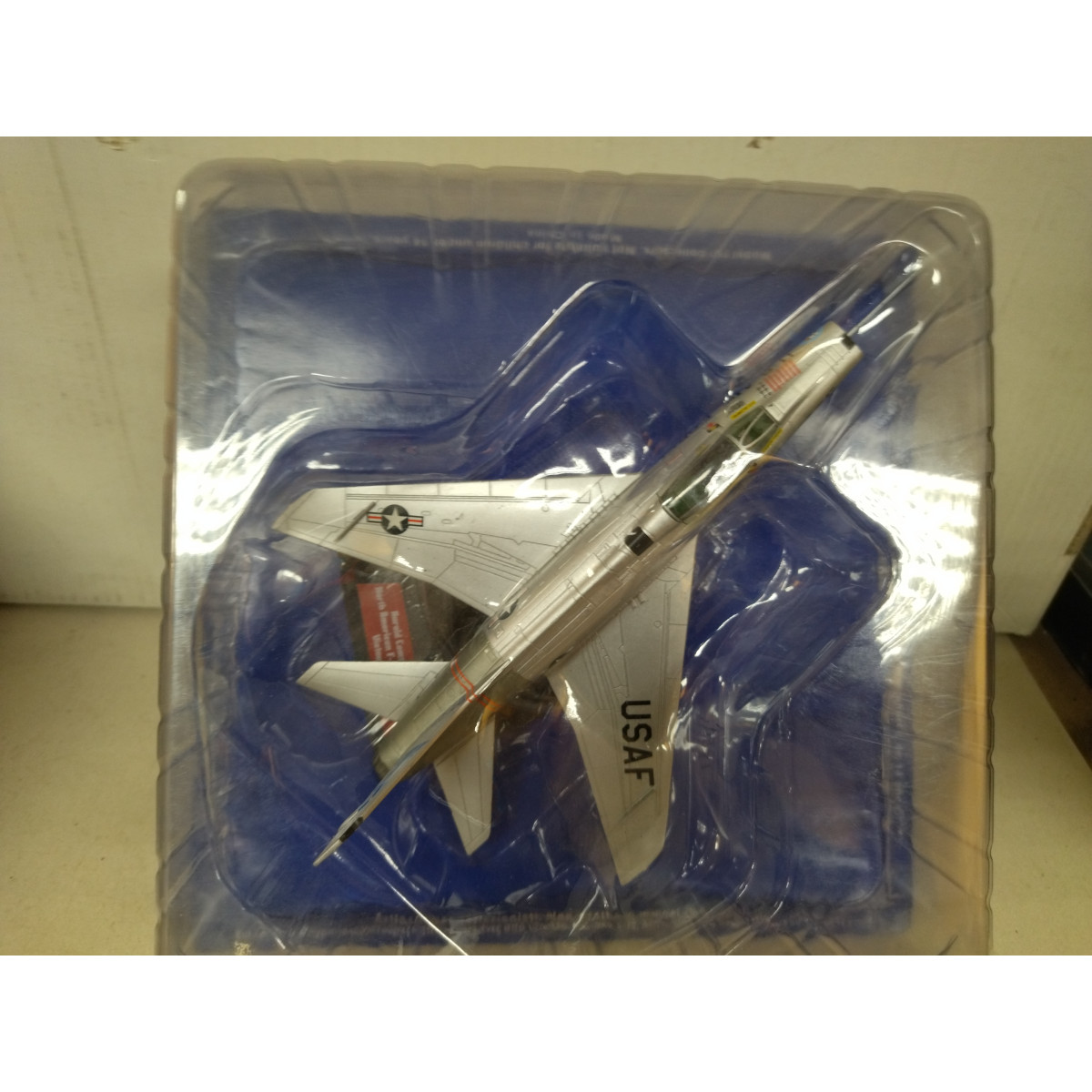 NORTH AMERICAN F-100D SUPER SABRE VIETNAM WAR USAF 1:72 IXO TEST - BCN ...