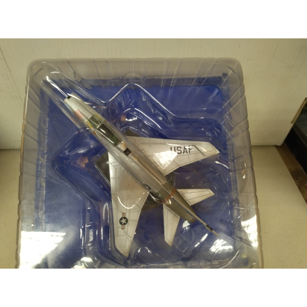 NORTH AMERICAN F-100D SUPER SABRE VIETNAM WAR USAF 1:72 IXO TEST - BCN ...