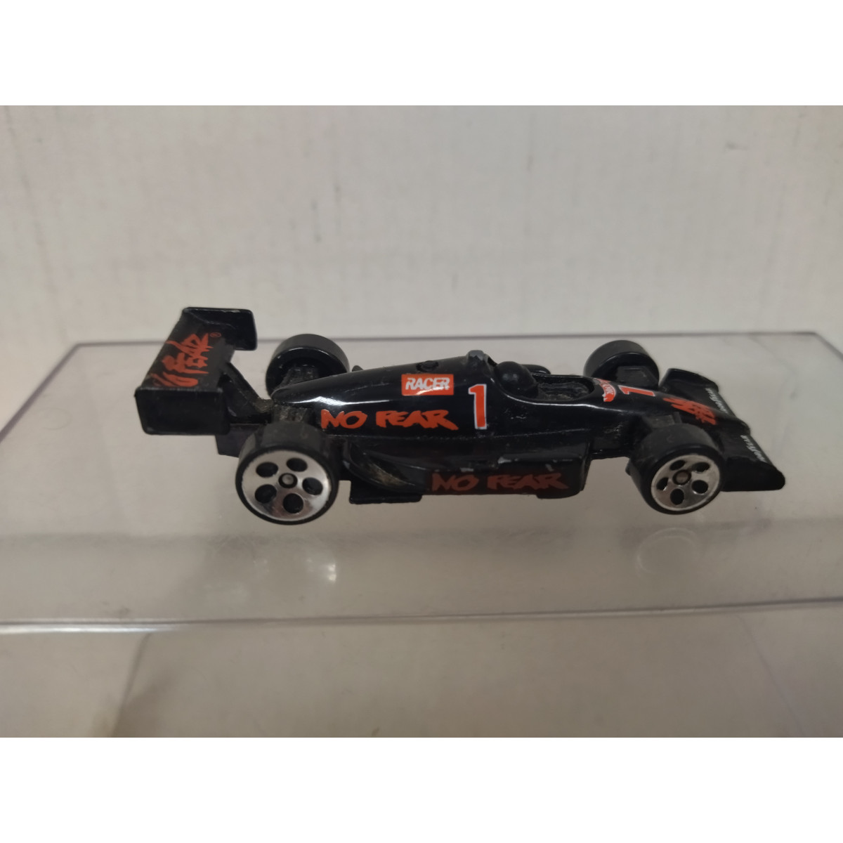 INDY CAR NO FEAR RACE CAR VINTAGE 1:64 HOT WHEELS NO BOX - BCN STOCK CARS
