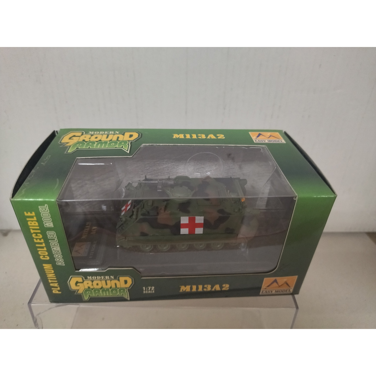 M113 A2 AMBULANCE US ARMY 1:72 GROUND ARMOR 35007 - BCN STOCK CARS