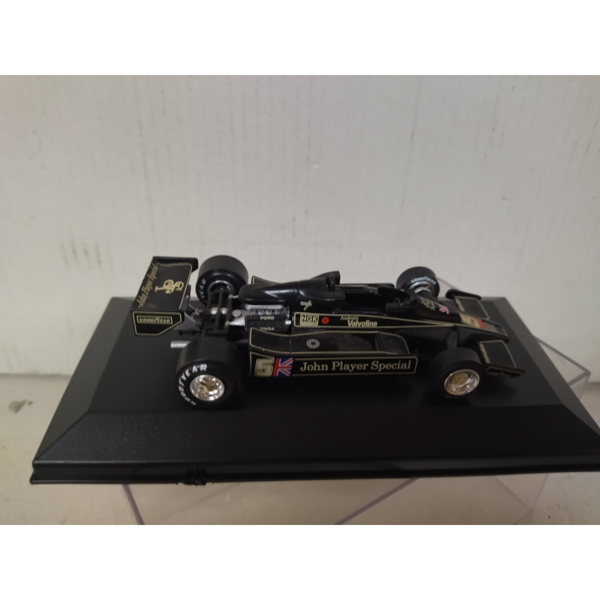 LOTUS 78 1978 FORD JPS FORMULA F1 WIN MARIO ANDRETTI 1:43 RBA IXO CAJA NO ORIGINAL - BCN STOCK CARS