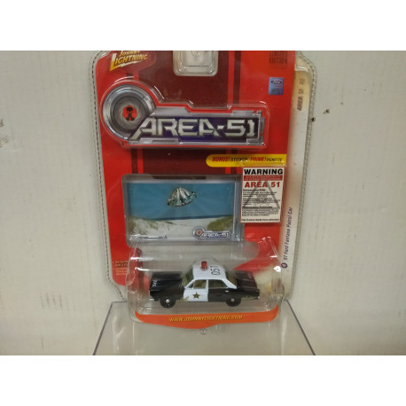 FORD FAIRLANE 1967 PATROL CAR AREA-51 1:64 JOHNNY LIGHTNING - BCN STOCK ...