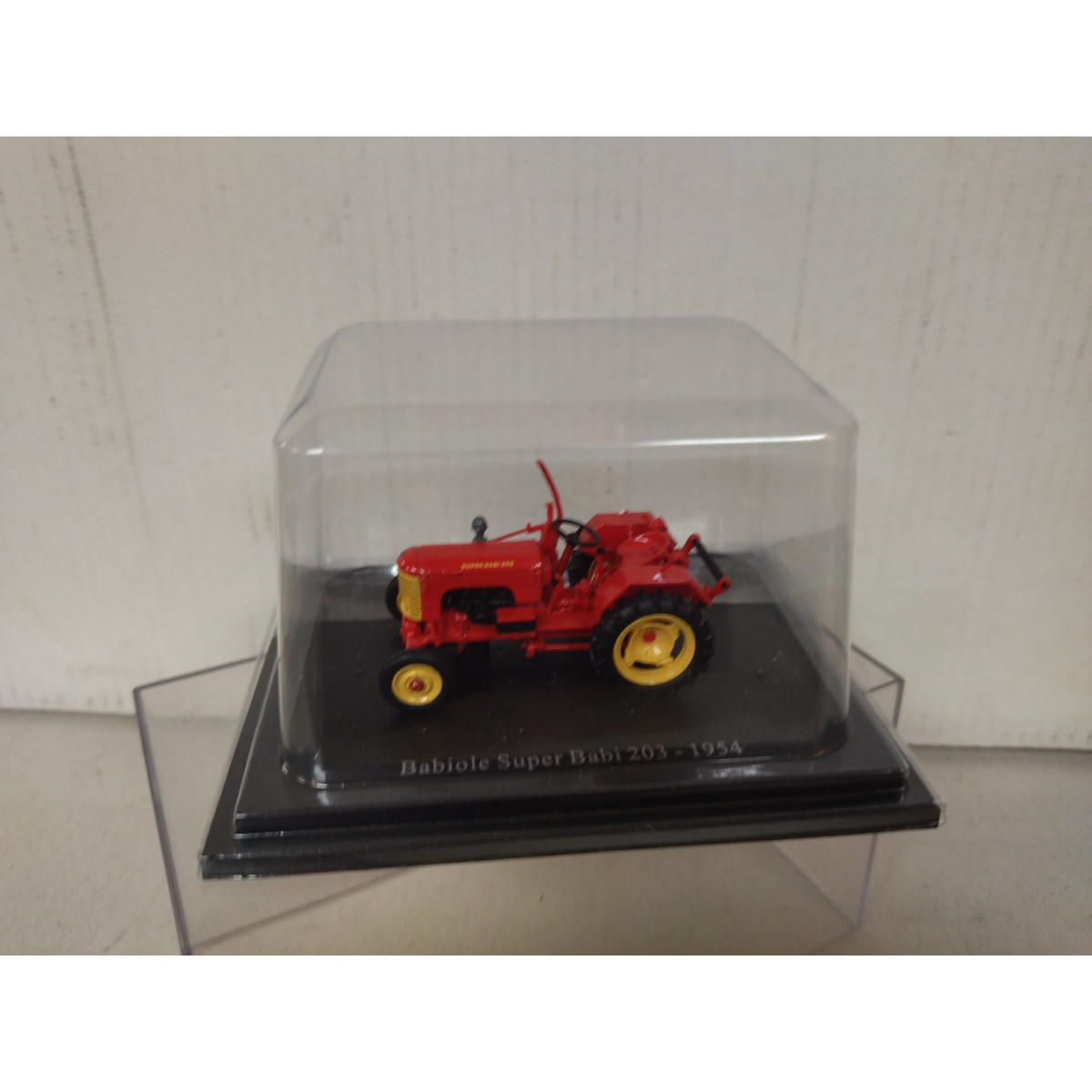 BABIOLE SUPER BABI 203 1954 TRACTOR/FARMER 1:43 UH HACHETTE DEFECTUOSO ...