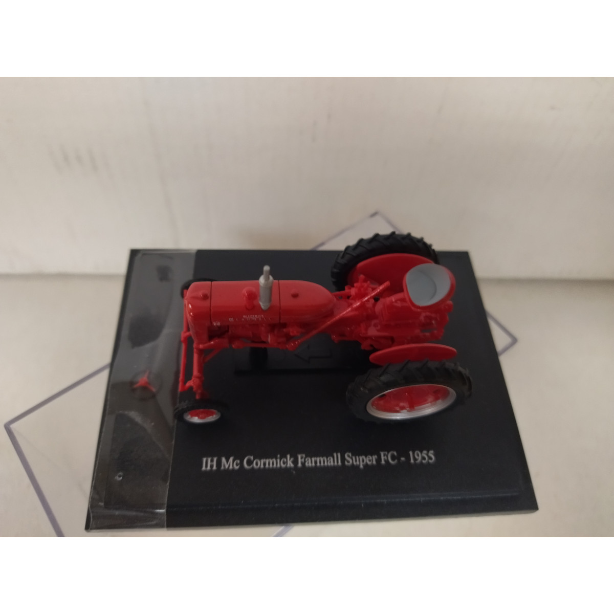 IH MC CORMICK FARMALL SUPER FC 1955 TRACTOR/FARMER 1:43 UH HACHETTE ...