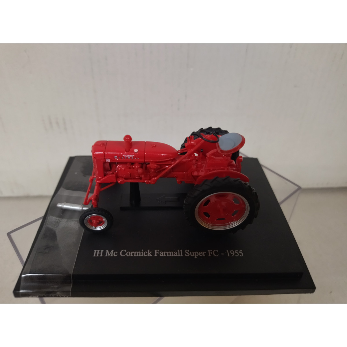 IH MC CORMICK FARMALL SUPER FC 1955 (2) TRACTOR/FARMER 1:43 UH HACHETTE ...