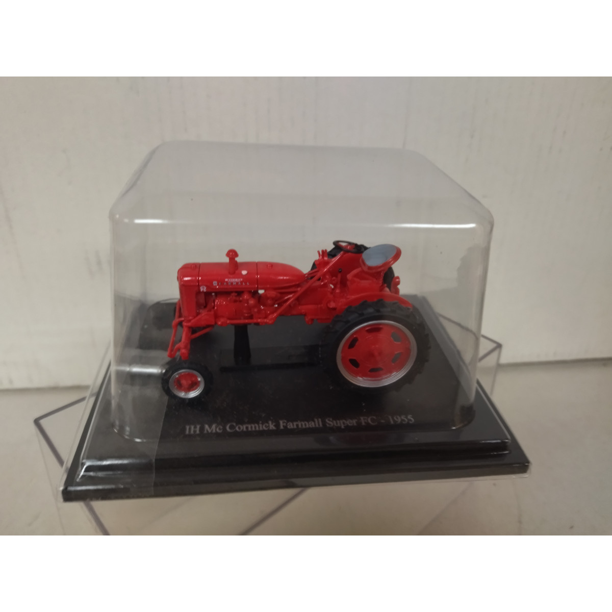 IH MC CORMICK FARMALL SUPER FC 1955 (2) TRACTOR/FARMER 1:43 UH HACHETTE ...