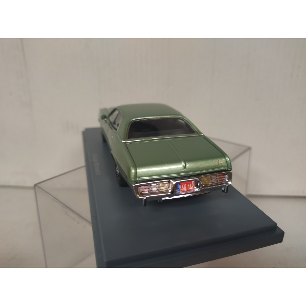 DODGE MONACO 1978 GREEN MET 1:43 NEO SCALE MODELS - BCN STOCK CARS