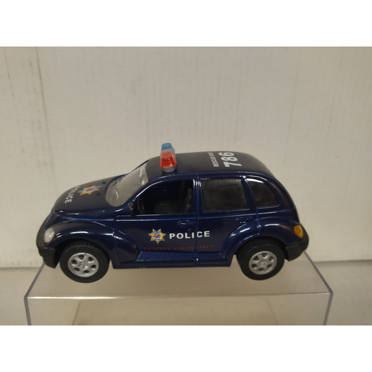 CHRYSLER PT CRUISER POLICE BLUE NO BOX - BCN STOCK CARS