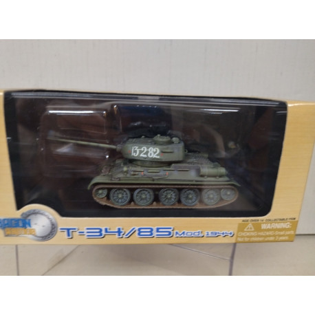 T-34/85 TANK MODEL 1944 PRAGUE 1945 USSR-URSS-RUSSIA WW 2 1:72 DRAGON ...