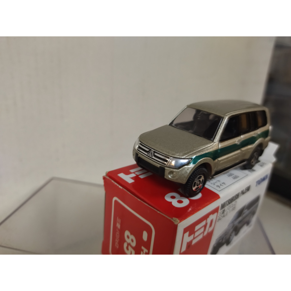 MITSUBISHI PAJERO 1:65/apx 1:64 TOMICA 85 - BCN STOCK CARS